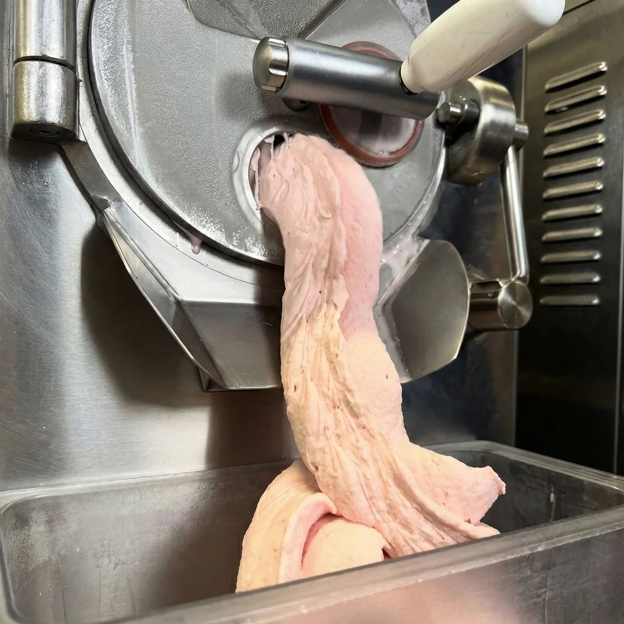 Cara Membuat Gelato: Mengenal Bahan Gelato dan Fungsinya untuk Pemula ...